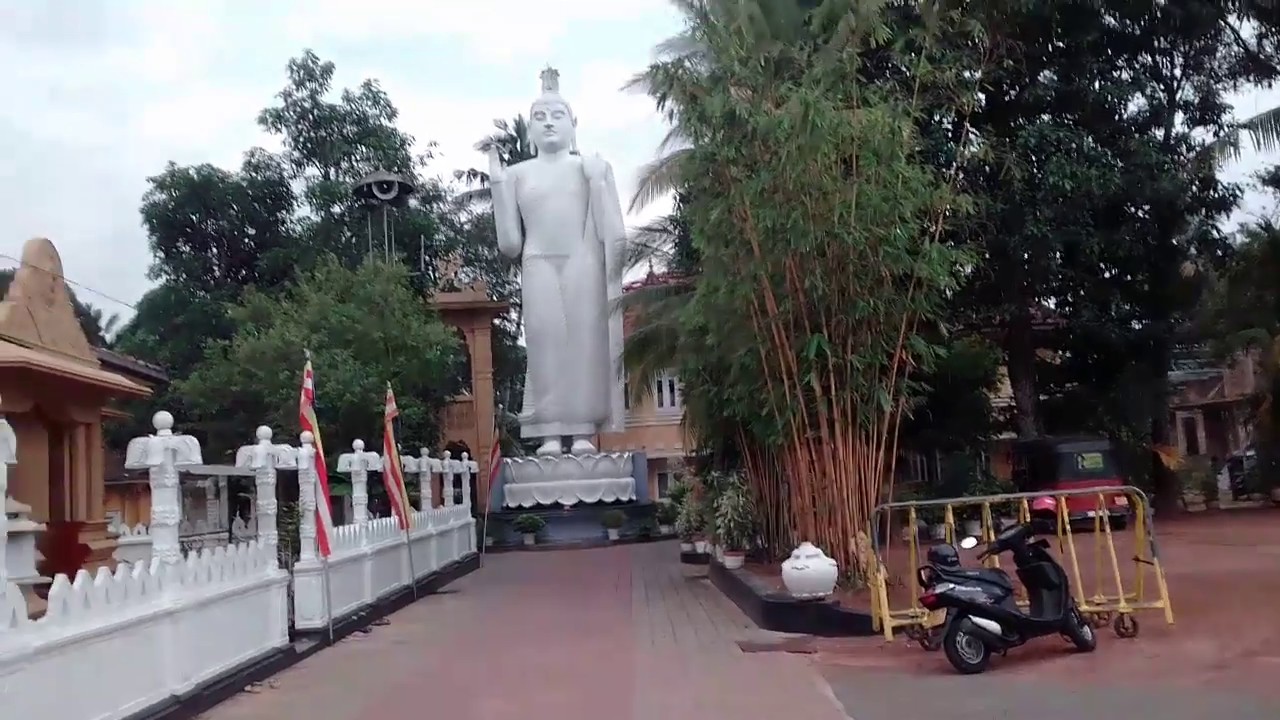 Kadawatha Temple, Sri Lanka - YouTube