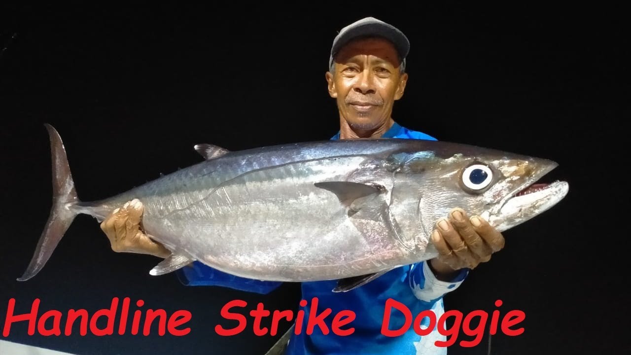 Para Angler Tepuk Dada Lihat Bapak Ini Di KM Selayar Borneo. - YouTube