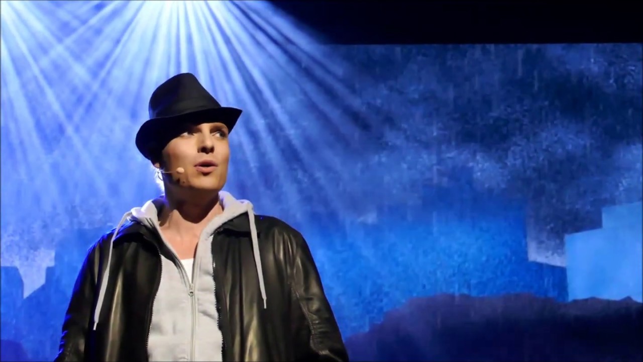 Martin Markert sings at Musical GALA, Rocky, fromTUI CRUISES MEIN ...