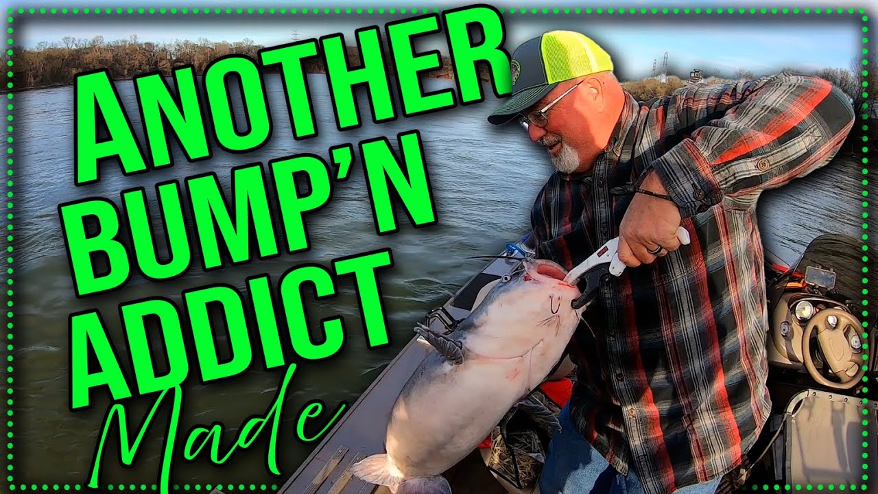 Beginner at Bumping for Catfish, He get's it! - YouTube
