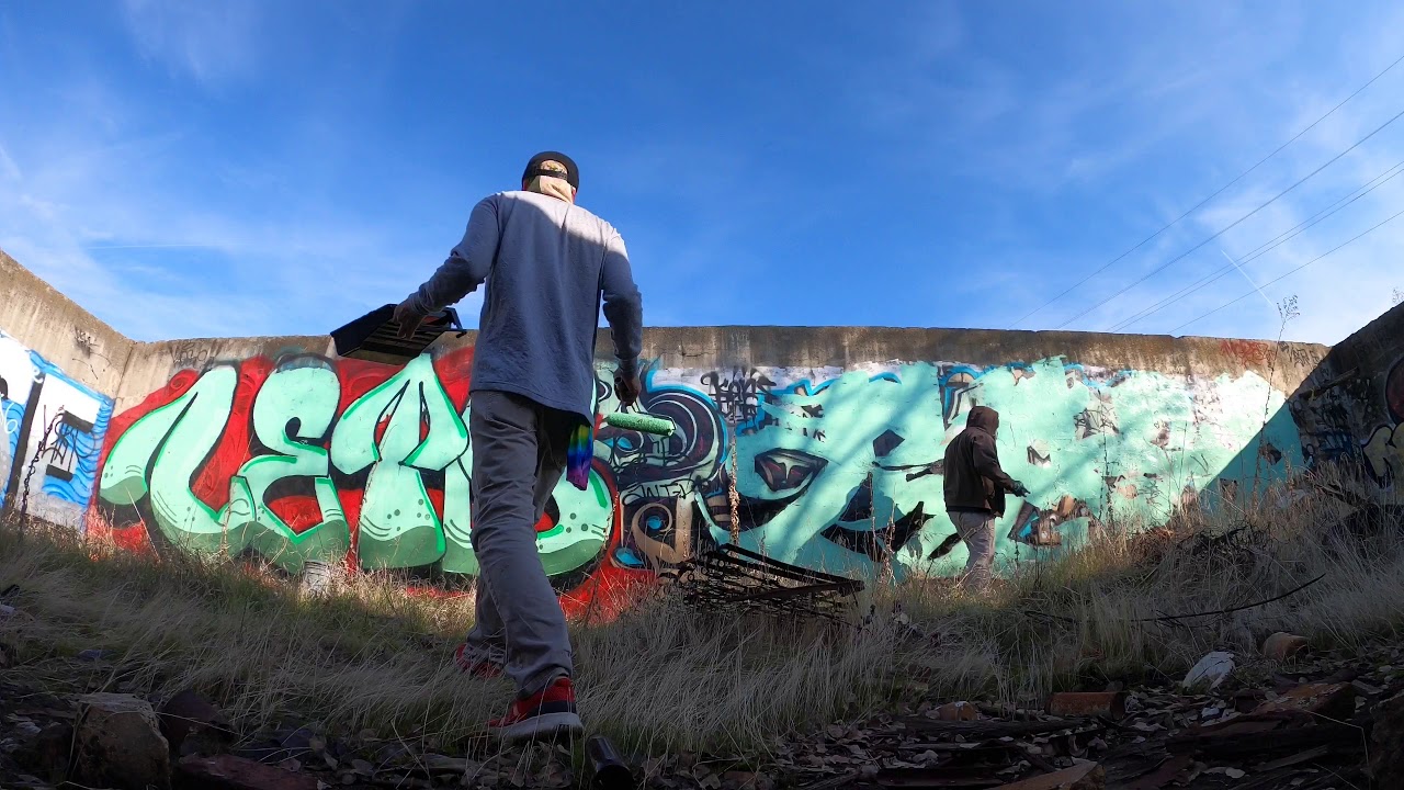 Graffiti | A day with Gasp - YouTube