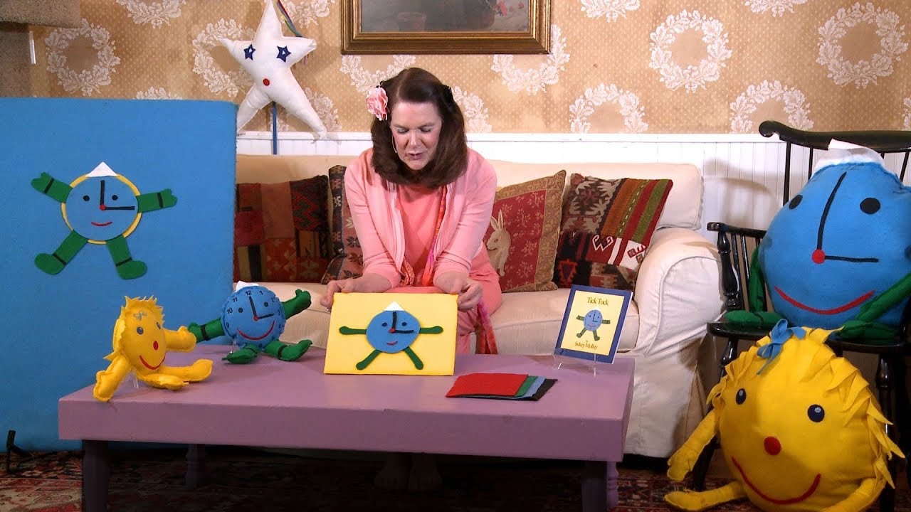 Craft Time! with Sukey Molloy - Tick Tock Felt Kit - YouTube
