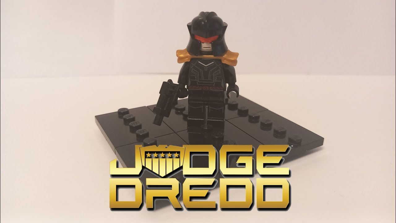 How to build a custom LEGO Judge Dredd - YouTube