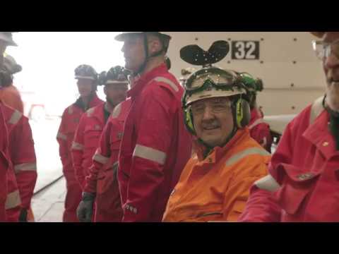 Valhall Flanke Vest brennestart i Kværner Verdal - YouTube