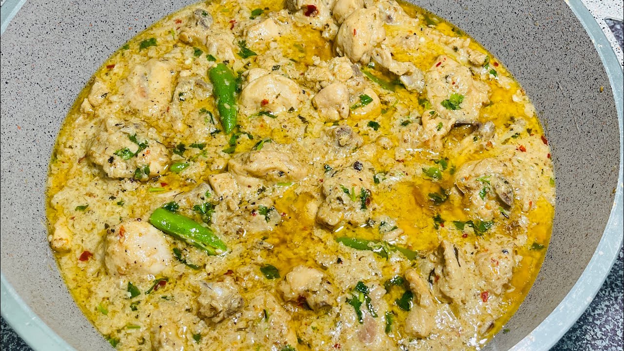 Easy Mughlai Chicken Maharani Recipe | Chicken Maharani | Misbah’s ...