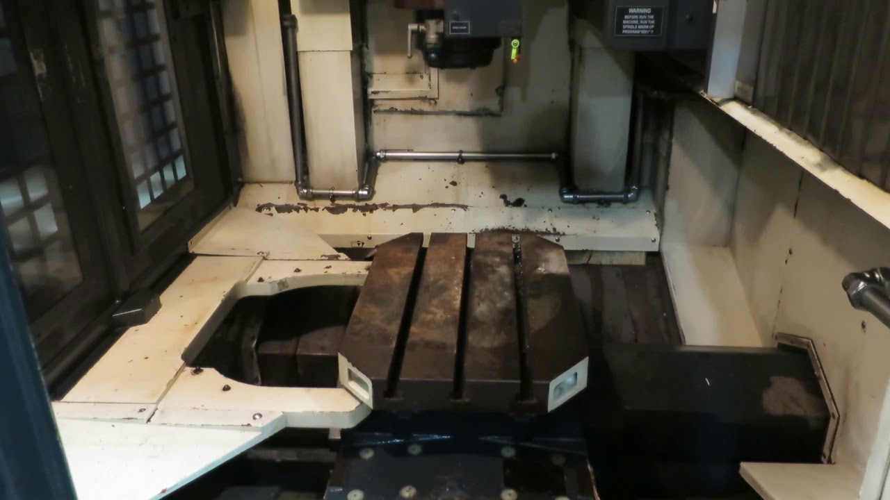 MAKINO S33-APC 3-AXIS PRECISION CNC VERTICAL MACHINING CENTER WITH PALLET CHANGER - YouTube