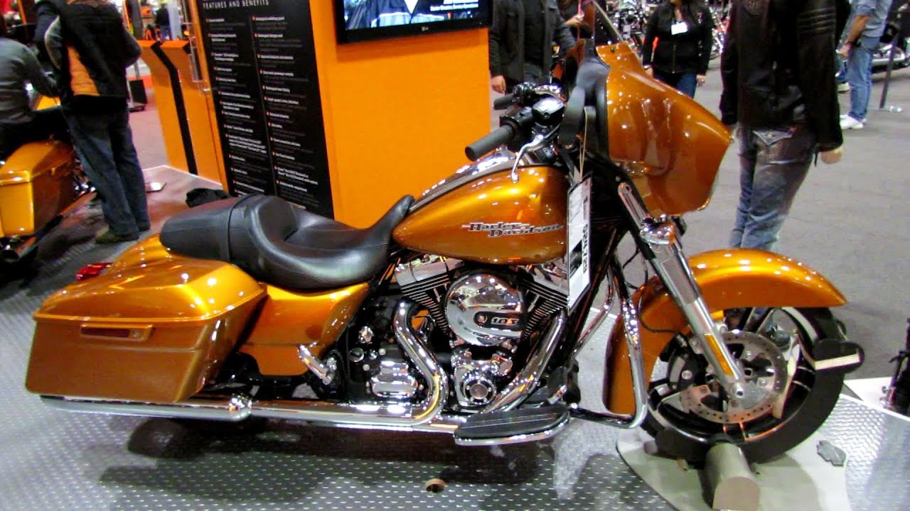 2014 Harley-Davidson Touring Street Glide Walkaround - 2014 Toronto ...