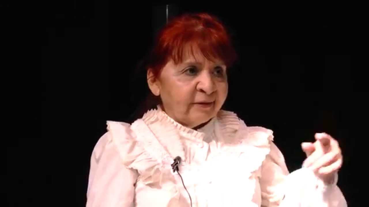 Magazín Latino entrevista a la actriz chilena Jacqueline Boudon - YouTube