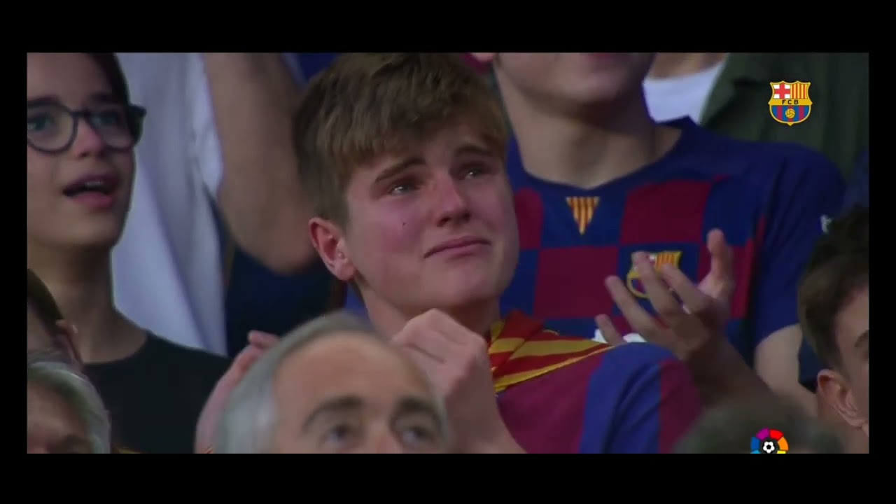Fans reaction after watching Messi's video at Camp Nou - YouTube