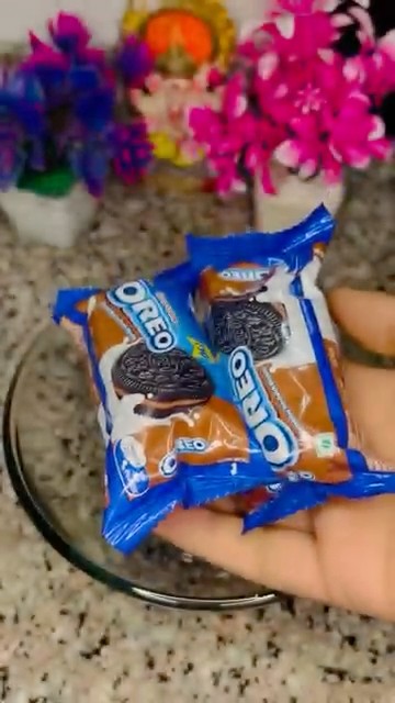 Oreo mini cap cake 🍰 #chocolate #chocolatecake #food #cake #oreocake # ...