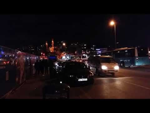 Üsküdar da ezan okunurken düet