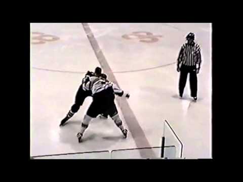 Simon Boileau vs. Steve Searles 25/10/00 - YouTube