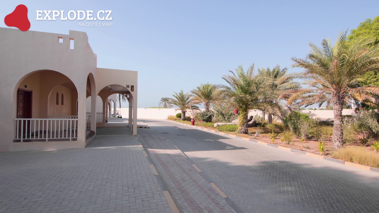 Hotel Umm Al Quwain Beach | 4K | @ explode.cz - YouTube