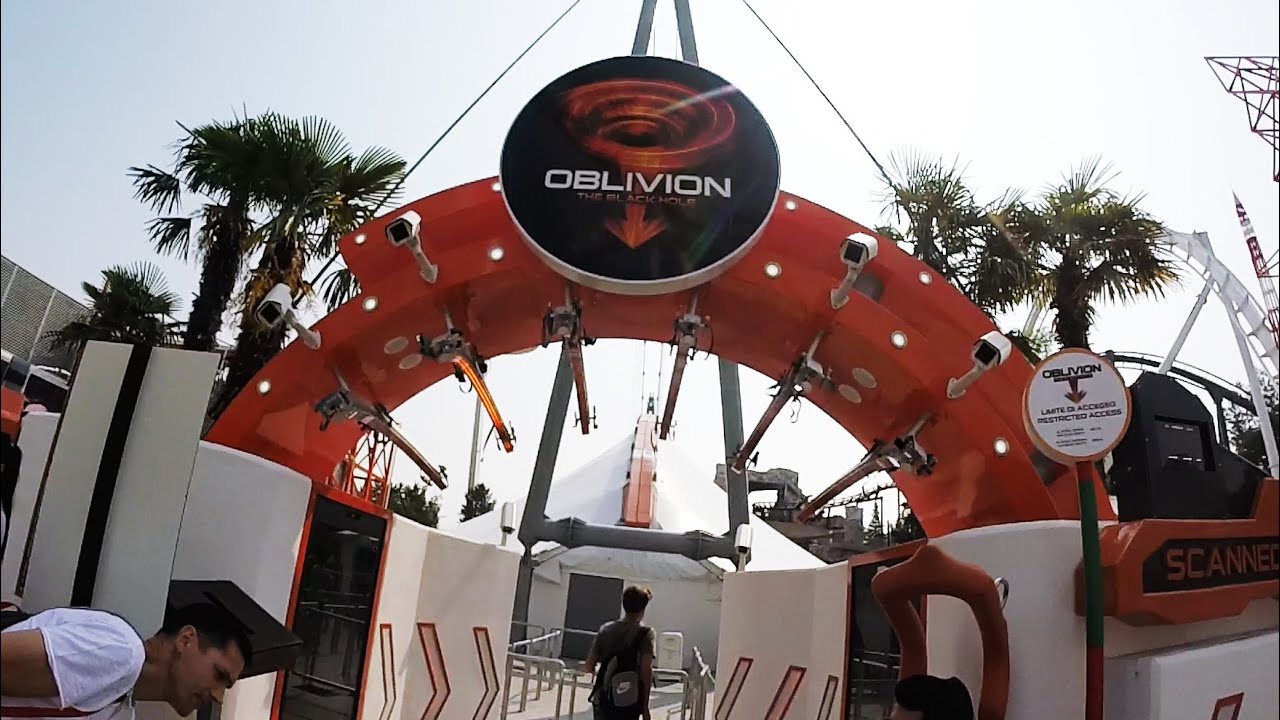 Oblivion: The Black Hole | Gardaland | Full Queue Area Walkthrough ...