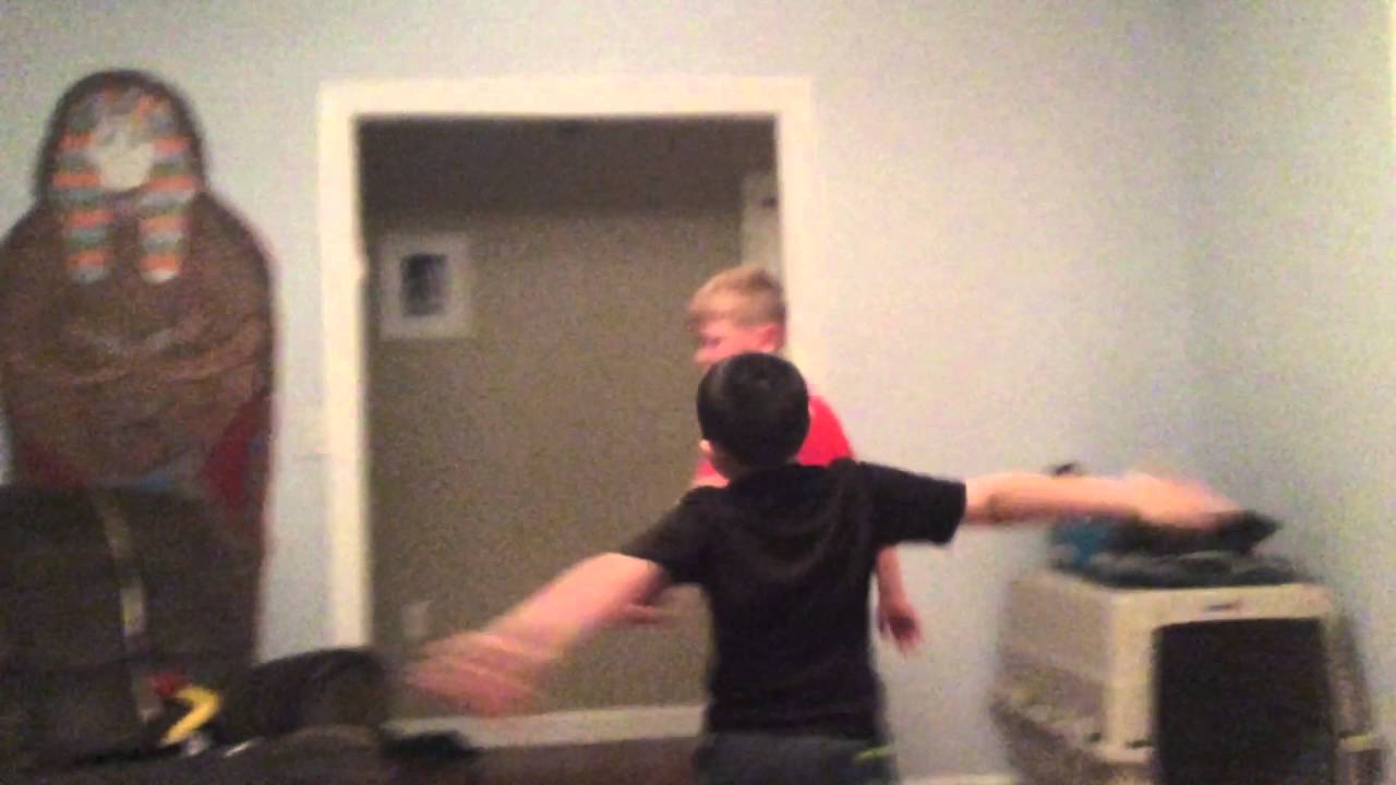 Spin fight 1 - YouTube