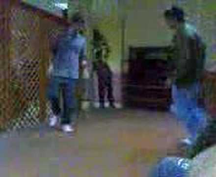 KARSIYAKALI DALTONLAR HOP TEK