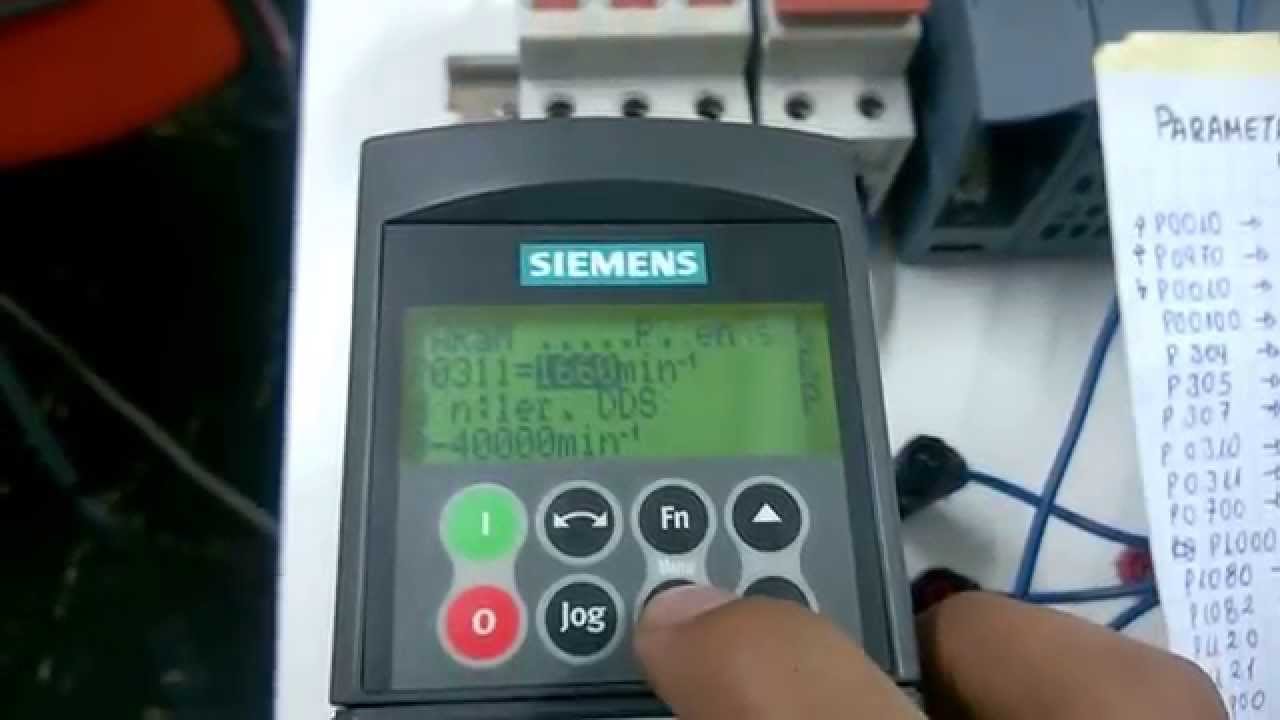 Variador Micromaster 440 - YouTube