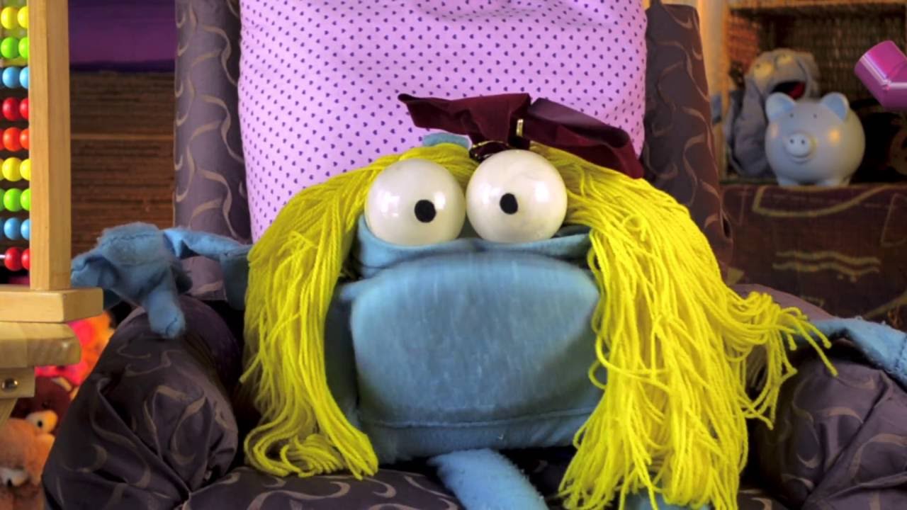 Frog Daughter Gong - YouTube