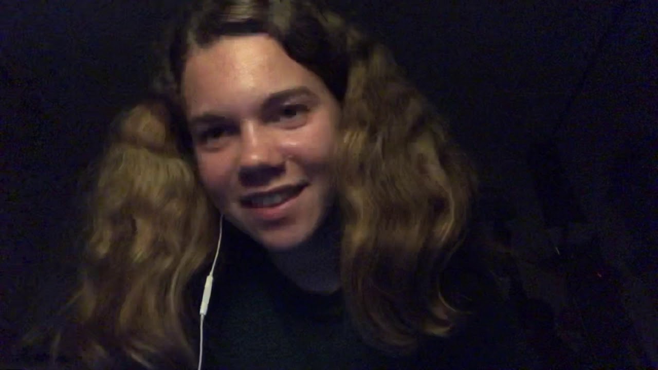 ASMR - Weird Girl Draws You 👻 - YouTube