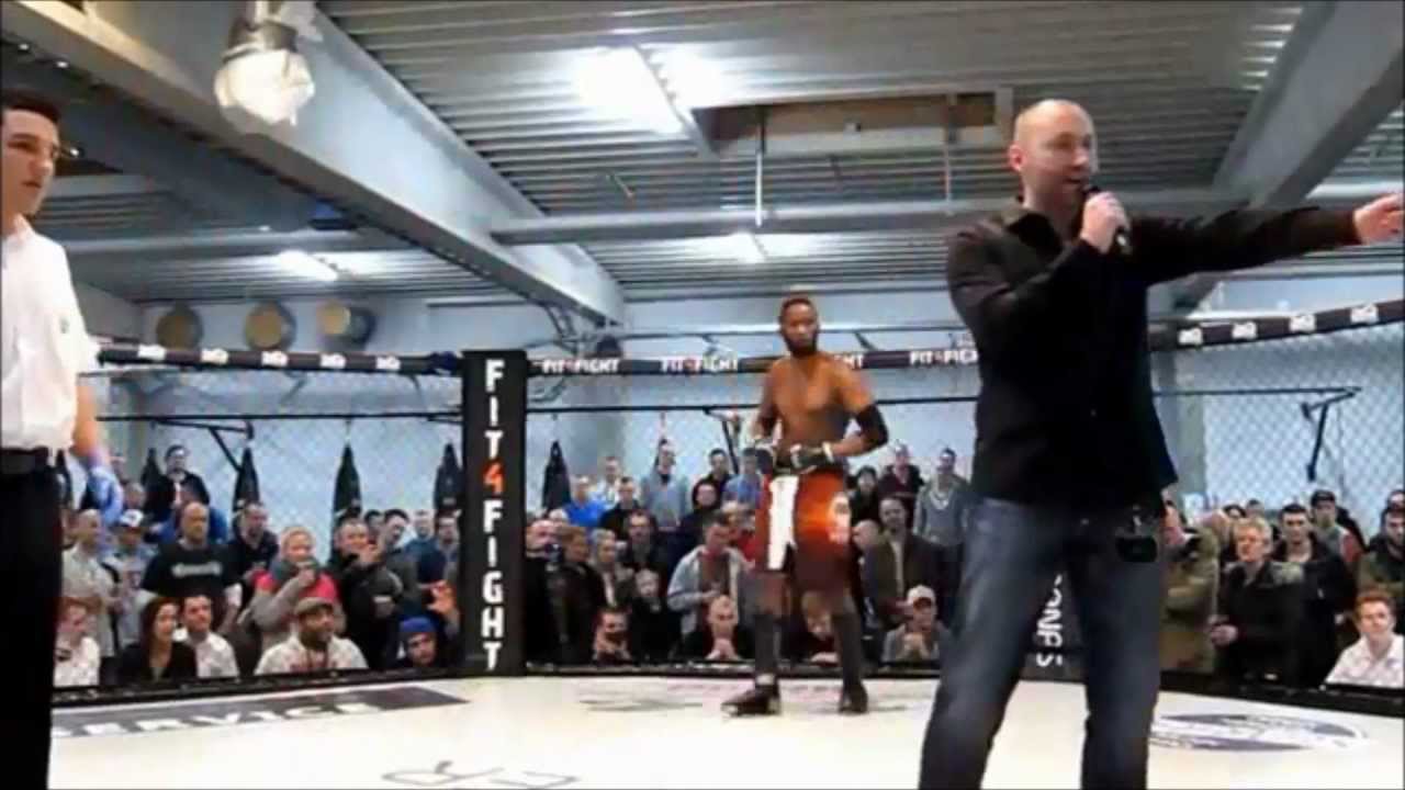 World Boxing Somali Winner! Ismaaciil Tooxoow - YouTube