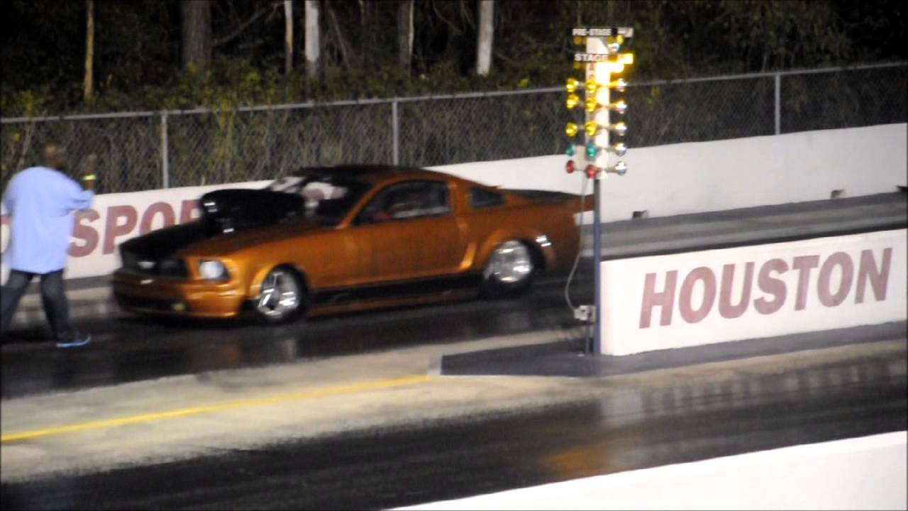 Houston Motorsports Ford Mustang - YouTube