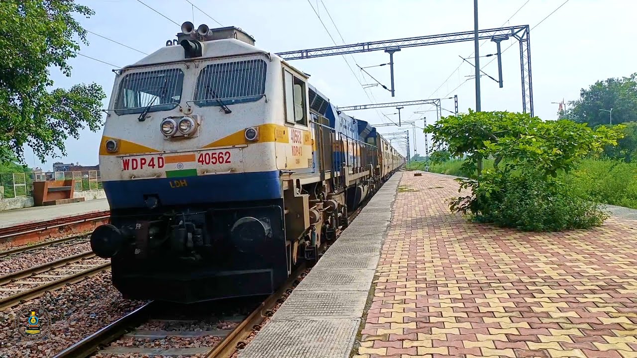 Malani Express 14662 Jammu Tawi Barmer Express | #malaniexpress #14662 ...
