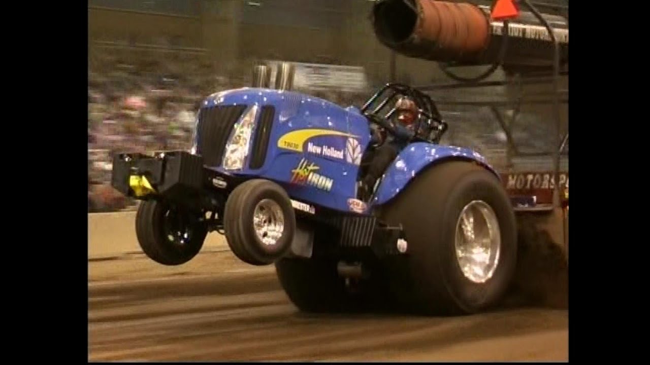 Hard Core Super/Pro Stock Tractors In Action At Harrisburg - YouTube