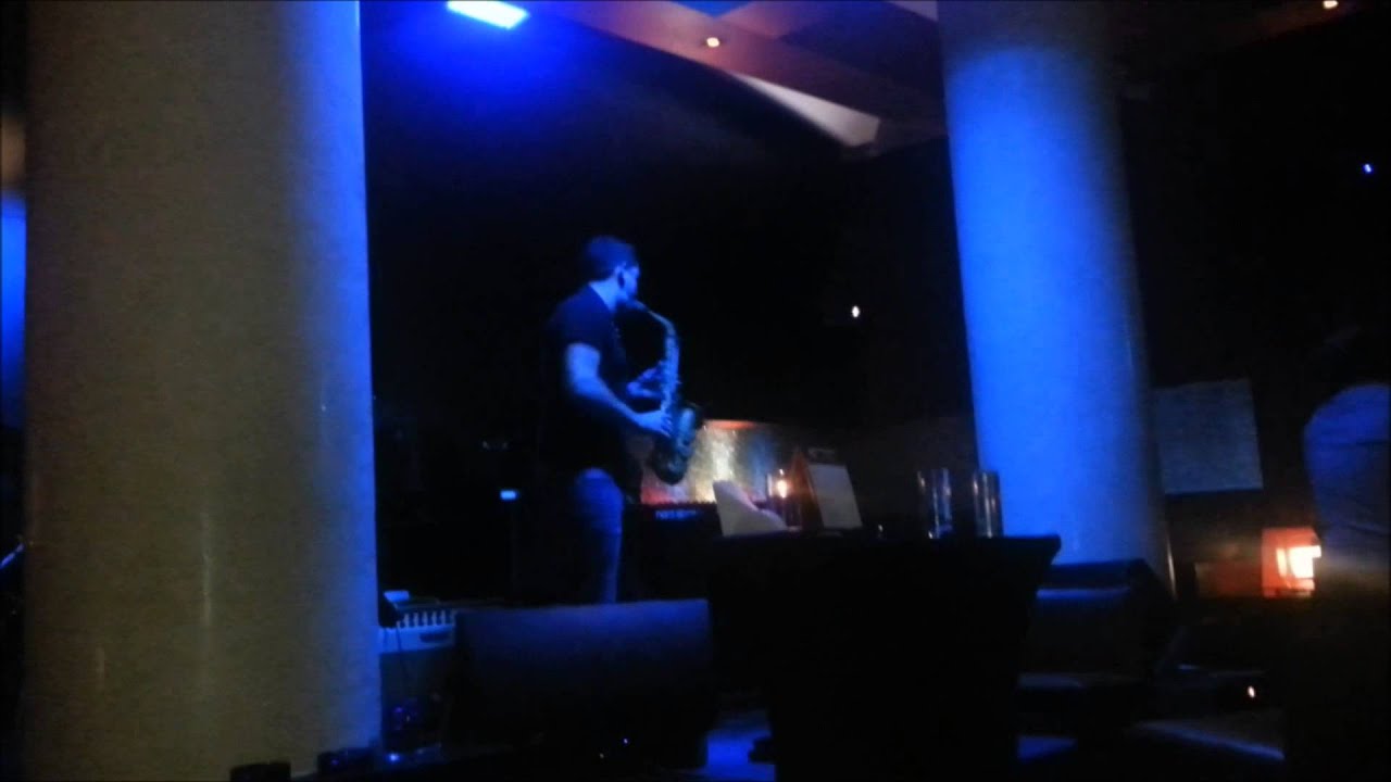 Blue Bar at Novotel ( All That Jazz in Dubai) - YouTube