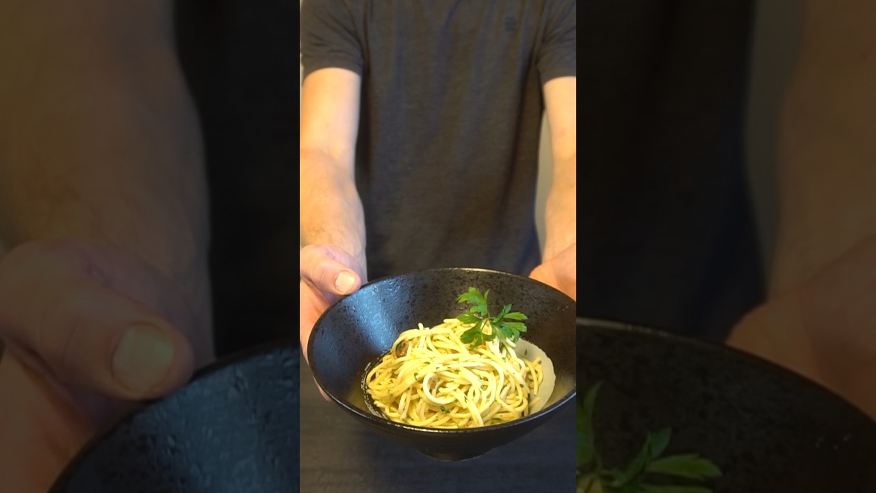 This Pasta Made Scarlett Johansson Horny cooking pasta italy food this-pasta-made-scarlett-johansson-horny-cooking-pasta-italy-food