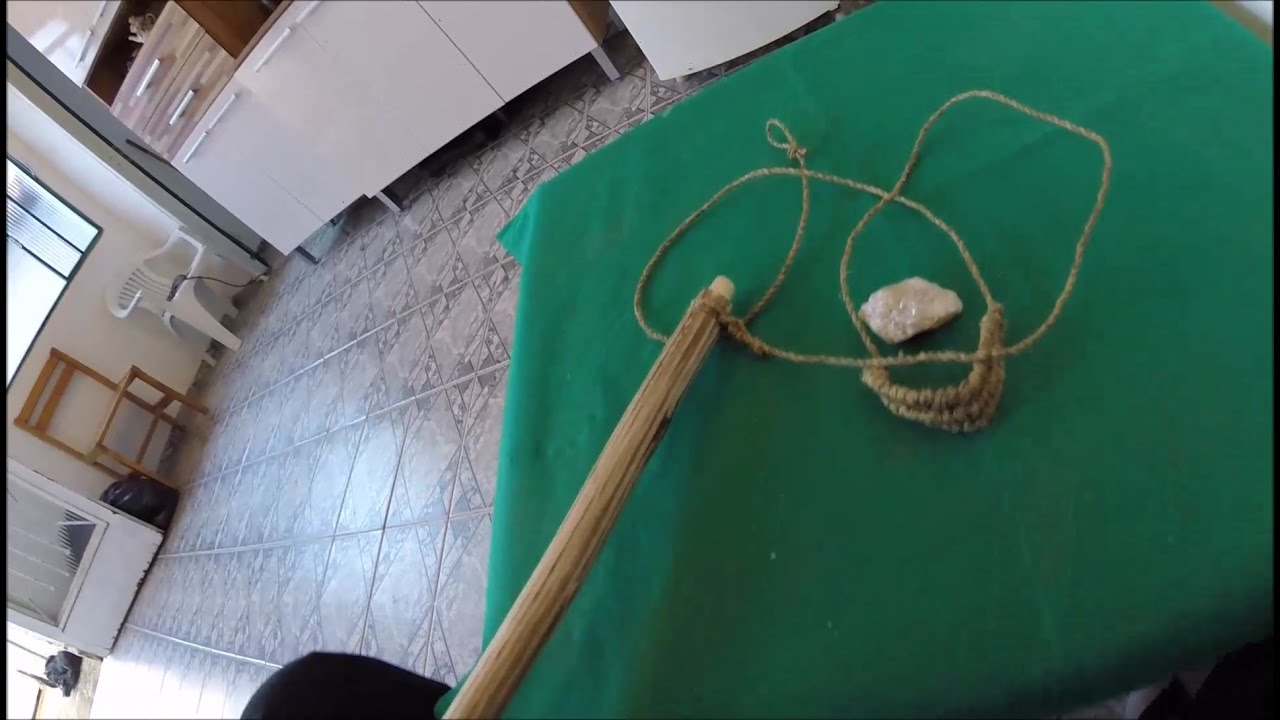 Fustíbalo um lançador de pedras artesanal. - YouTube