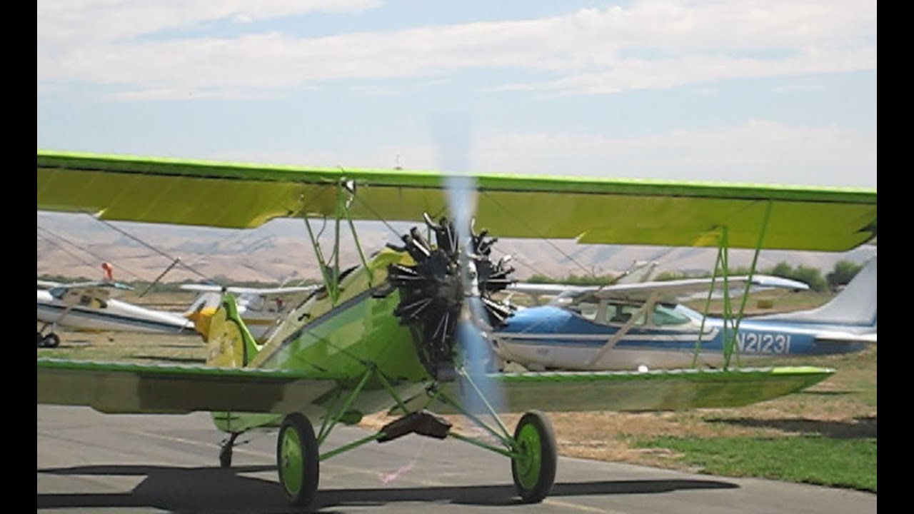 Classic Two-Seater Aircraft in Action - YouTube