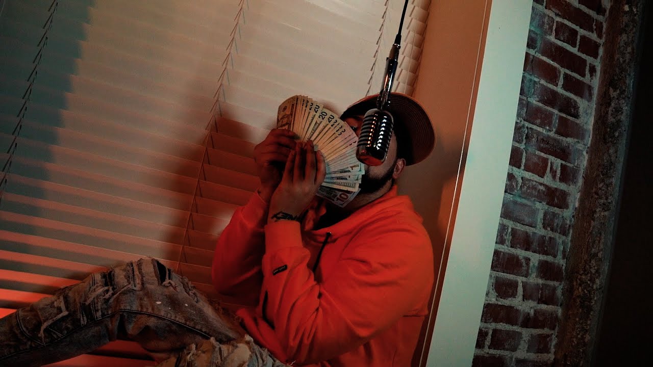 Luh Cozy - Back Outside (Live Performance Video) - YouTube