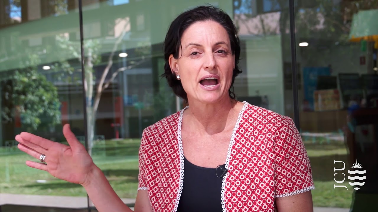 JCU Social Sciences Alumni, Dr Michelle Dyer - YouTube