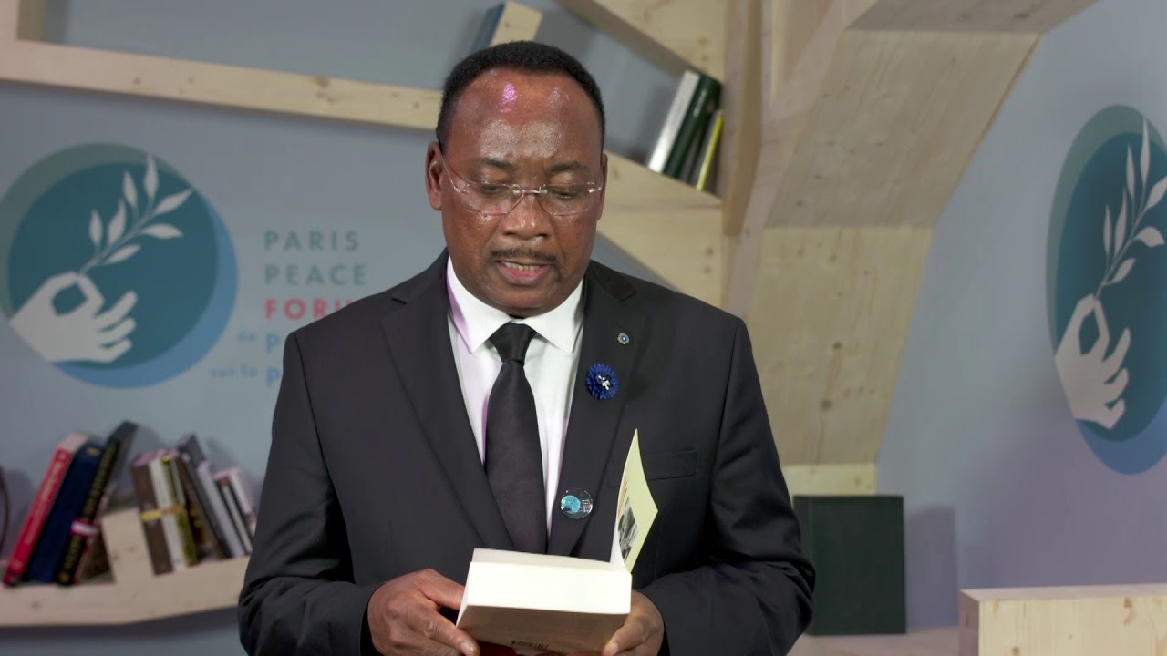 Peace Library with President Mahamadou Issoufou | Paris Peace Forum ...