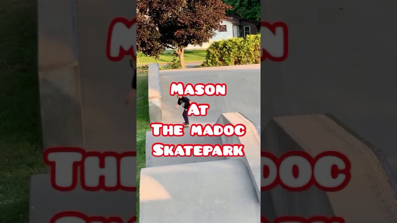 Mason shredding the Madoc skatepark - YouTube