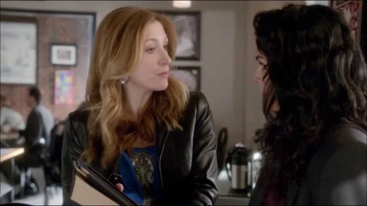 Rizzoli & Isles - Jane and Maura Scene 4.01 - YouTube