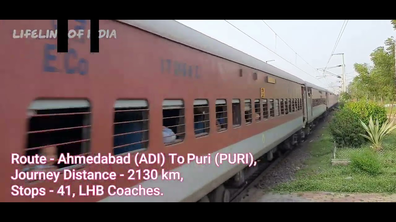 Vadodara WAP7 Locomotive | 12843 Puri Ahmedabad Express With Full On ...