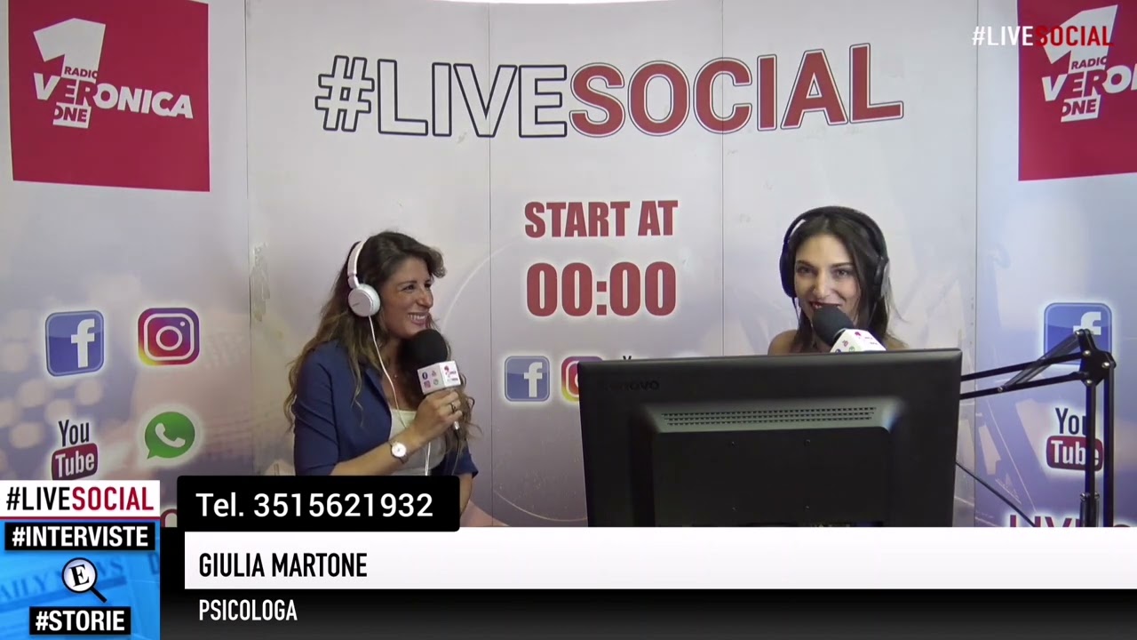 Intervista di Giulia Martone psicologa su Radio Veronica One - YouTube
