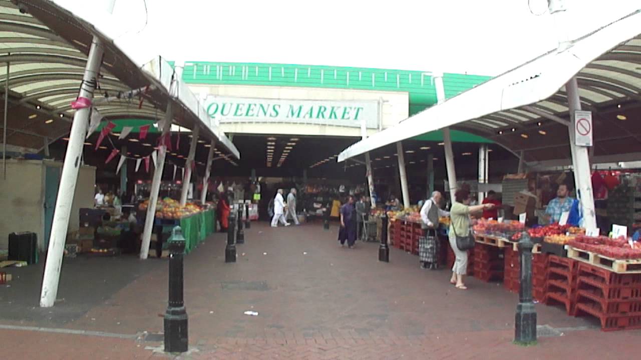 Standing outside Queens Market on Green Street, Upton Park, London, UK ...