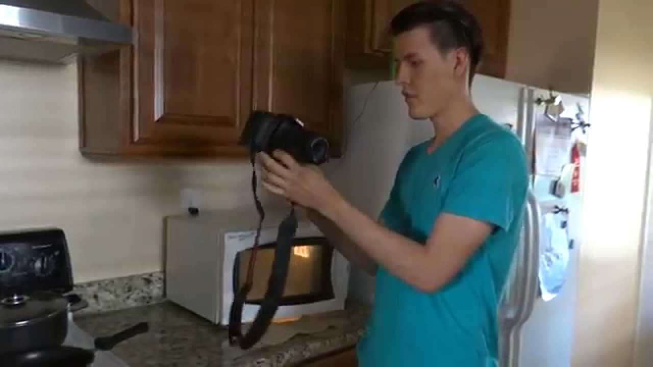 Canon camera in microwave (EXPERIMENT) - YouTube