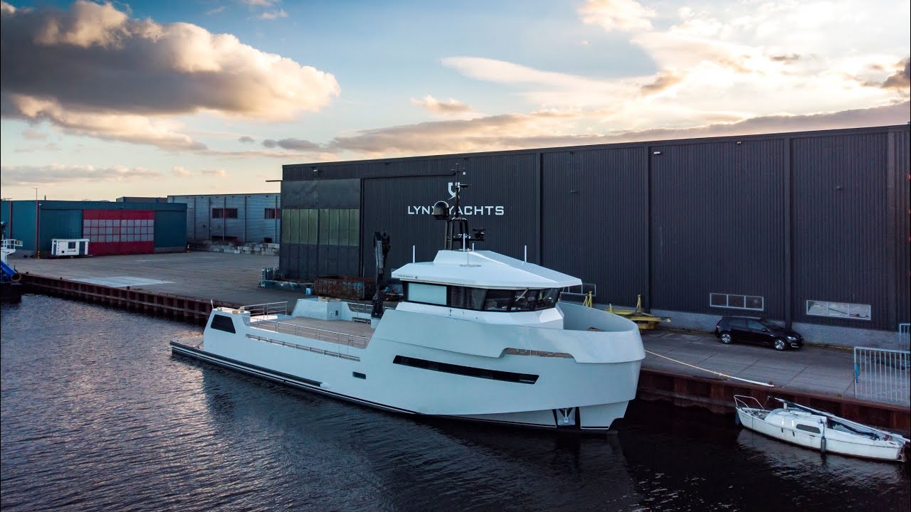 Roe Shadow by Lynx Yachts - YouTube