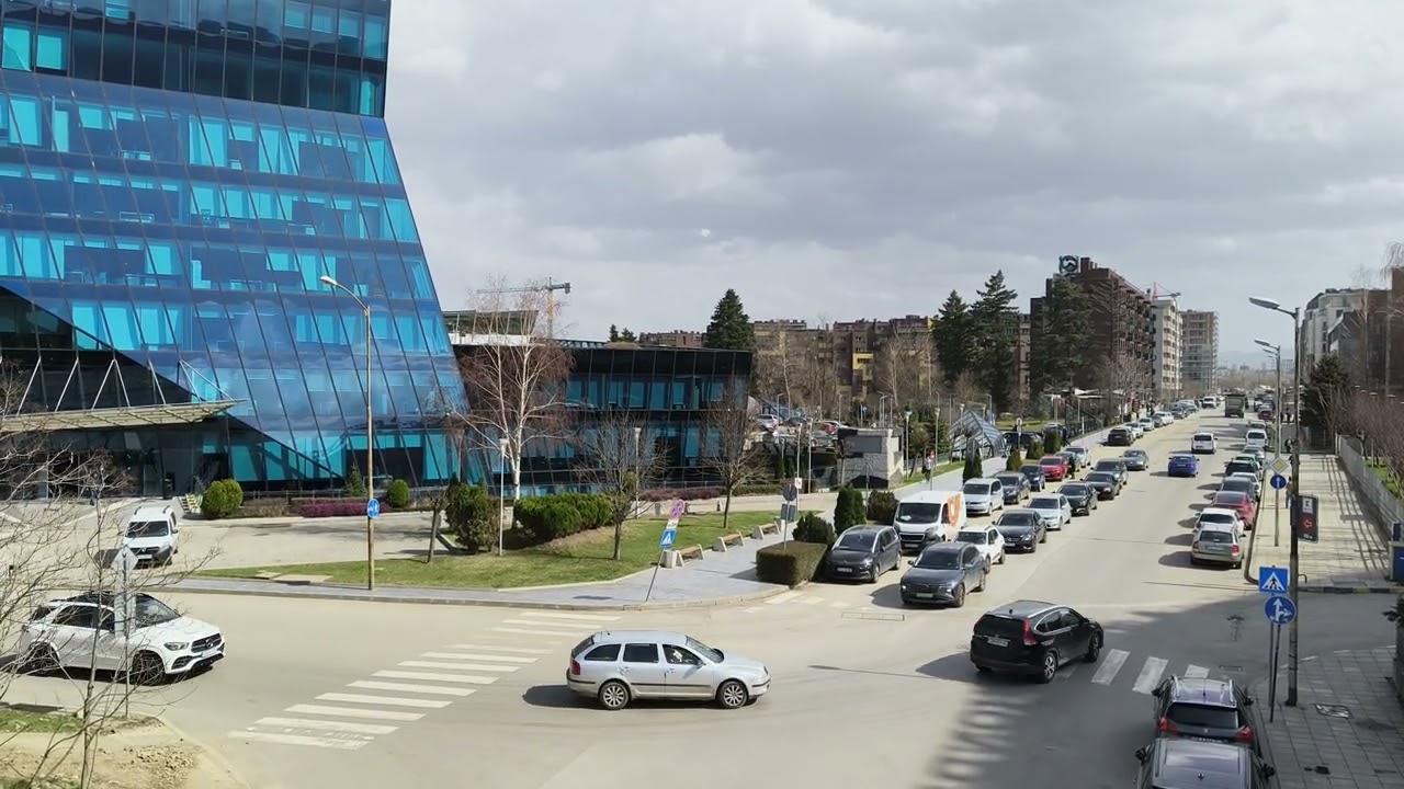 4K 2160p 30 fps (main camera) - Oppo Reno13 Pro video sample