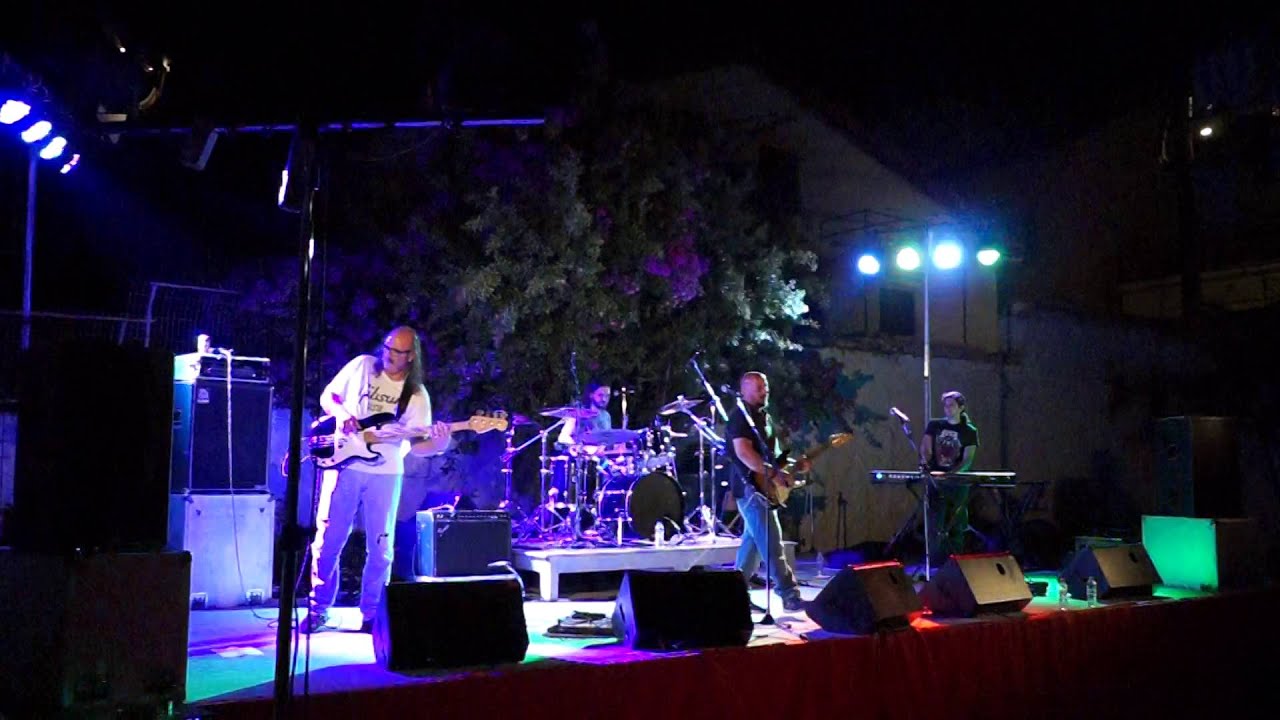 Black Strat Band Smoke on the water - YouTube