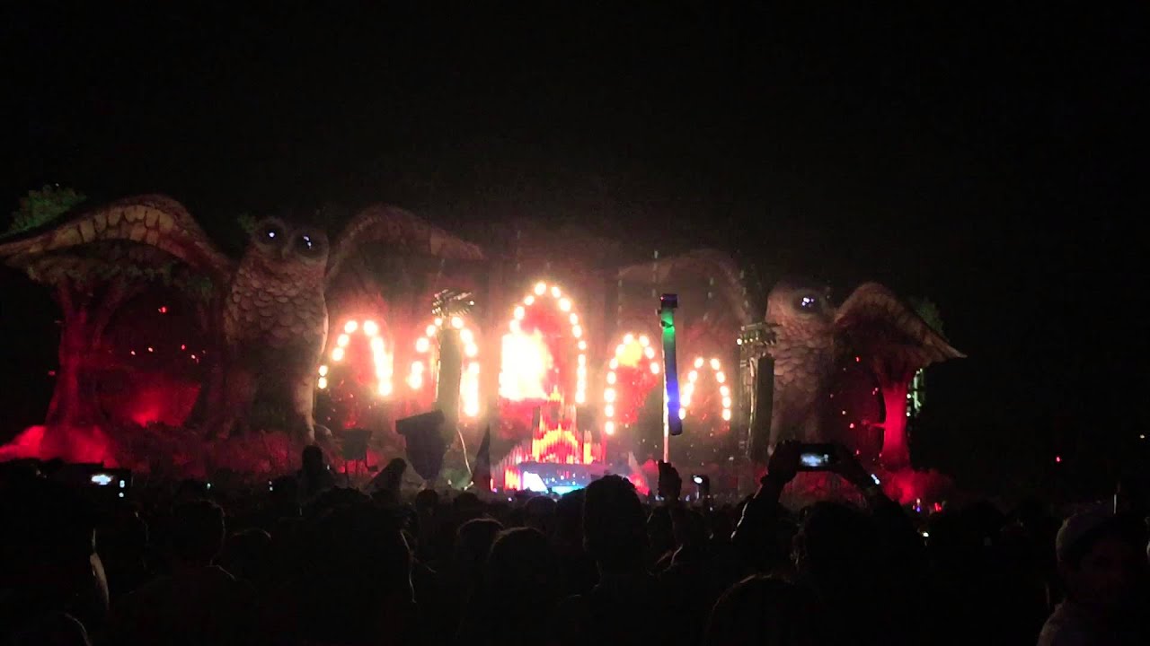 EDC MEXICO 2015 "Kinetic Cathedral" - YouTube