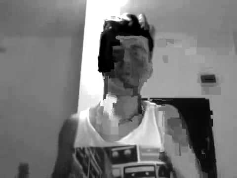 Hakan Hepcan Vine Stand Up