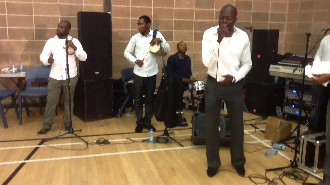 SOJI ALAYO & HIS LIVE BAND @ Dr Chief Mrs Olaitan's 50th birthday Party ...