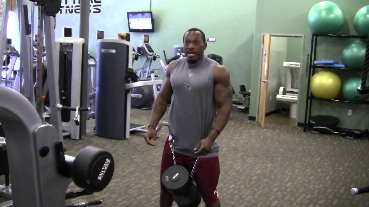 World's Most Jacked Athlete Weight Room Sessions - YouTube