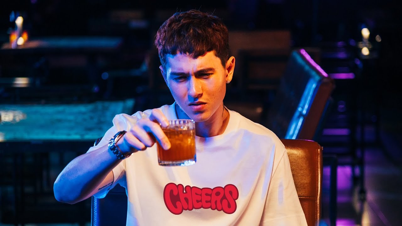 GAVIN:D - ชนแก้ว [CHEERS]「Official MV」 - YouTube Music