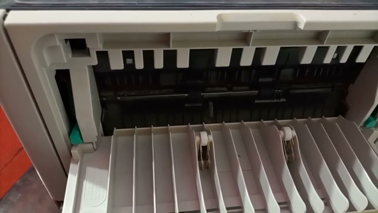 تعرف على مميزات طابعة Hp laserjet 2015d وكيفية طباعتها ع الوجهين - YouTube