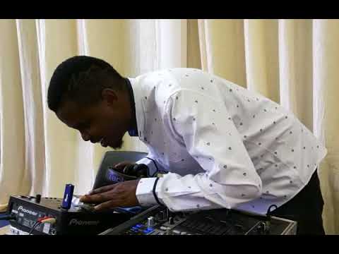 DJ. Eddie ft Mapentane - Mavuso - YouTube